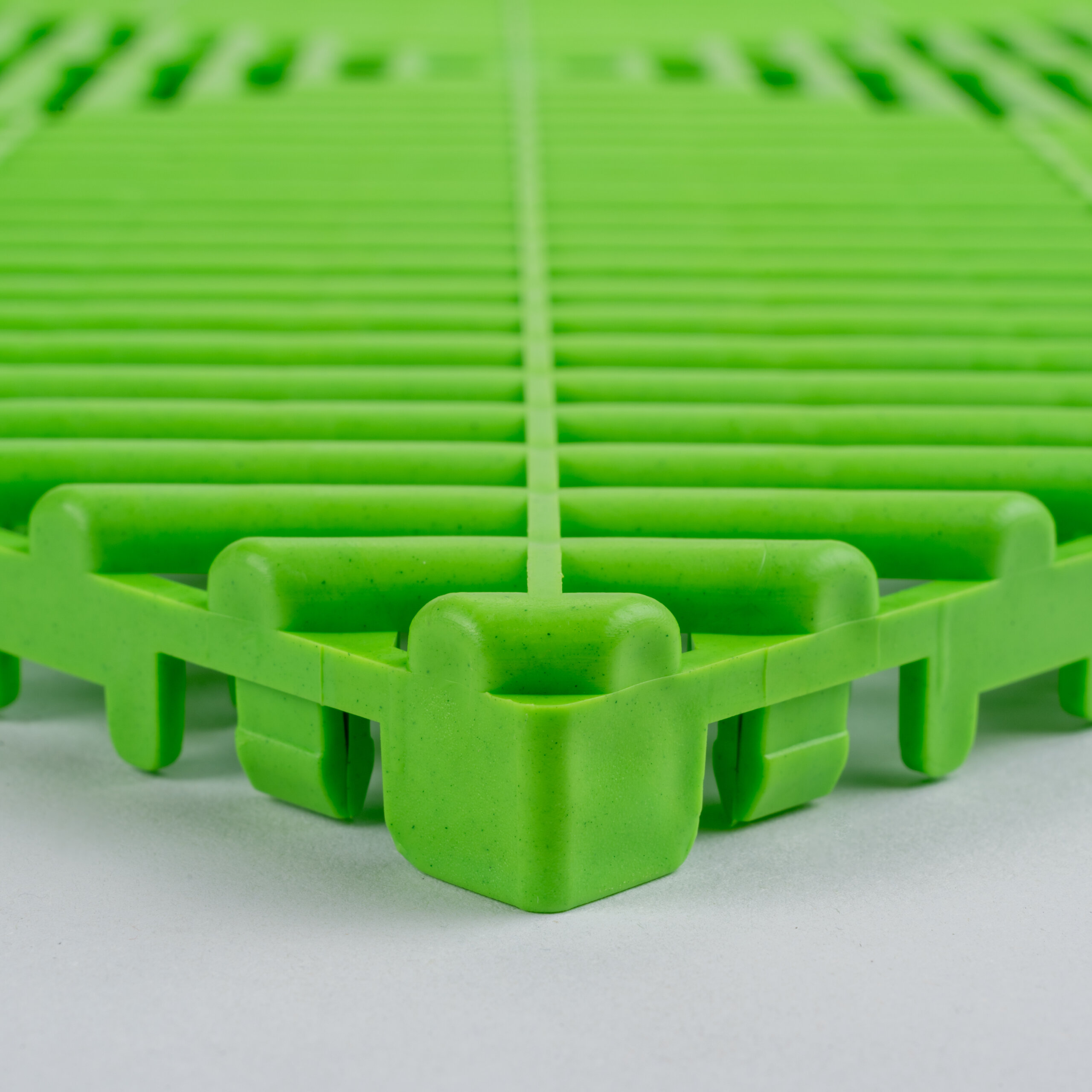 Interlocking Garage Floor Tiles: Transform Your Garage Today